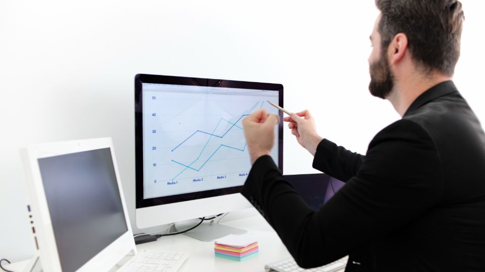 How to Enhance Processes Using Cumulative Flow Diagrams (CFDs)