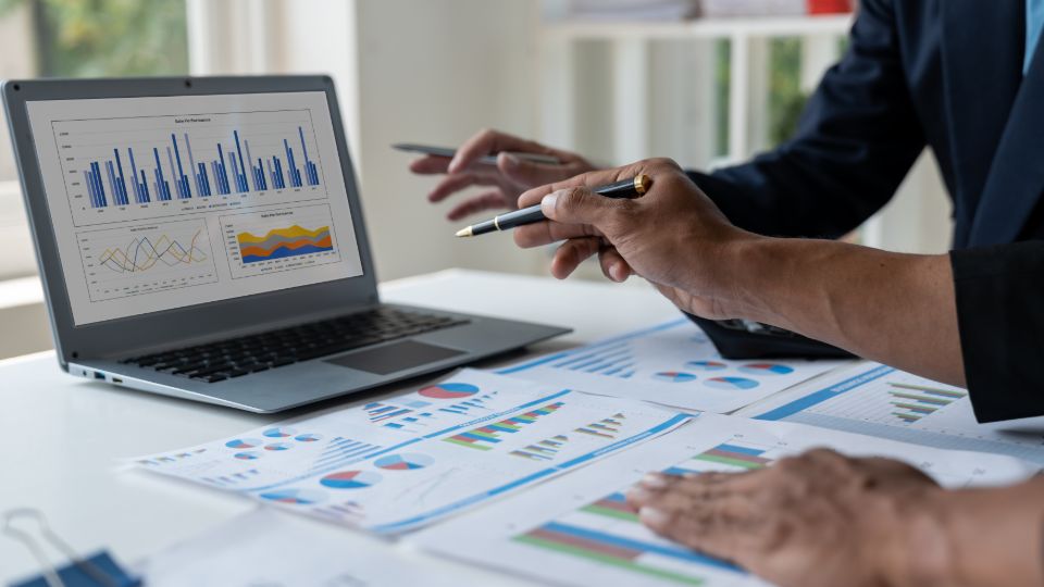 Using Earned Value Management For Predicting Project Performance