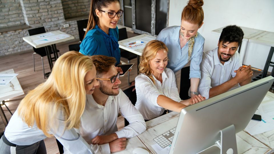 Discover the Benefits of Leading Team Management Software