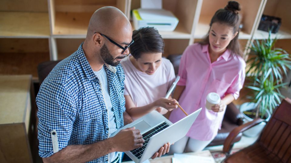 Simplifying Project Workflows with Kanban. Simplifying Project Workflows with Kanban.